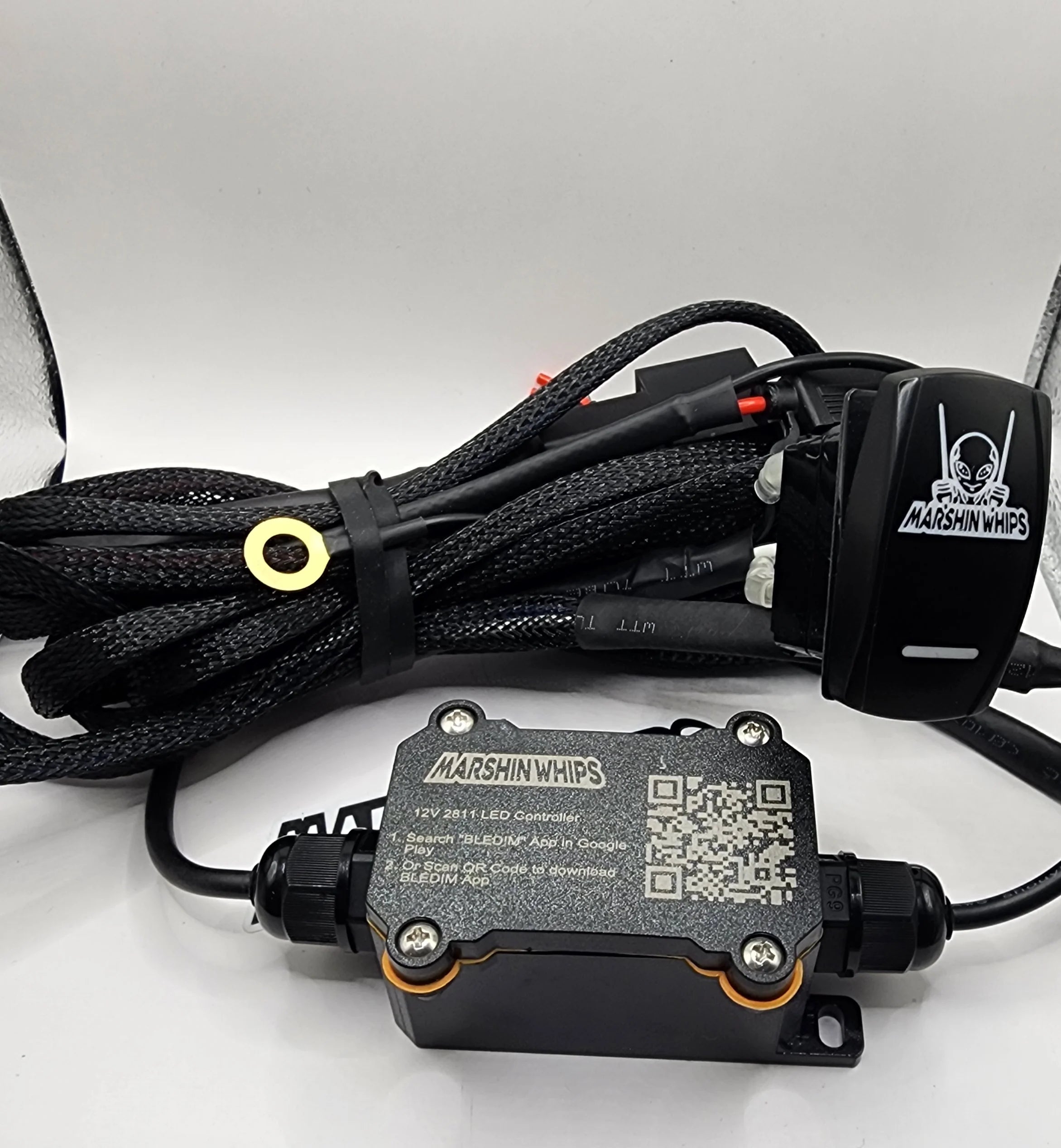 MARSHIN WHIPS 2811 RGB Wire Harness With Rocker Switch | Dirt Warrior ...