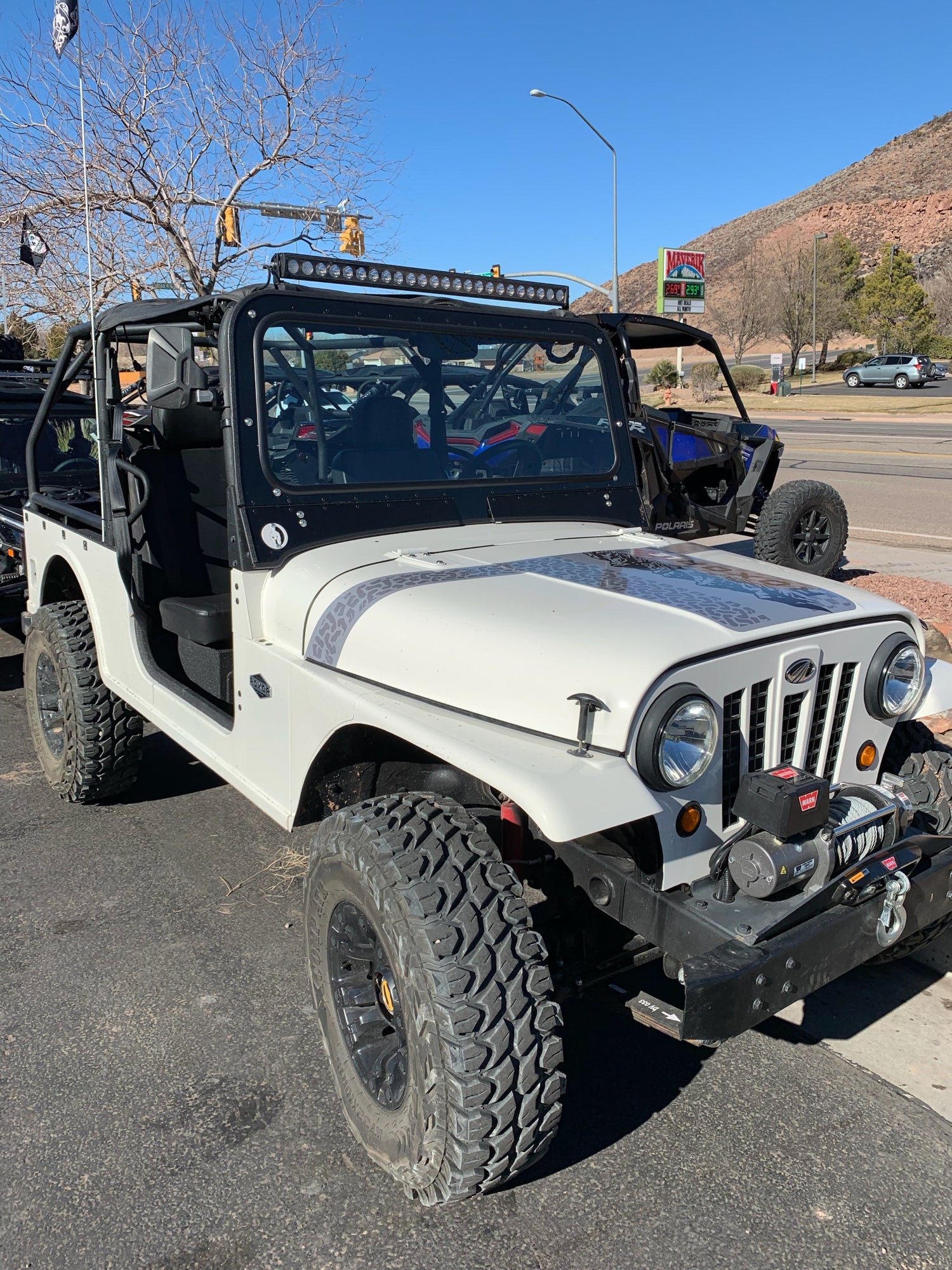 MAHINDRA ROXOR FRONT WINDSHIELD 2018+ | Dirt Warrior Accessories